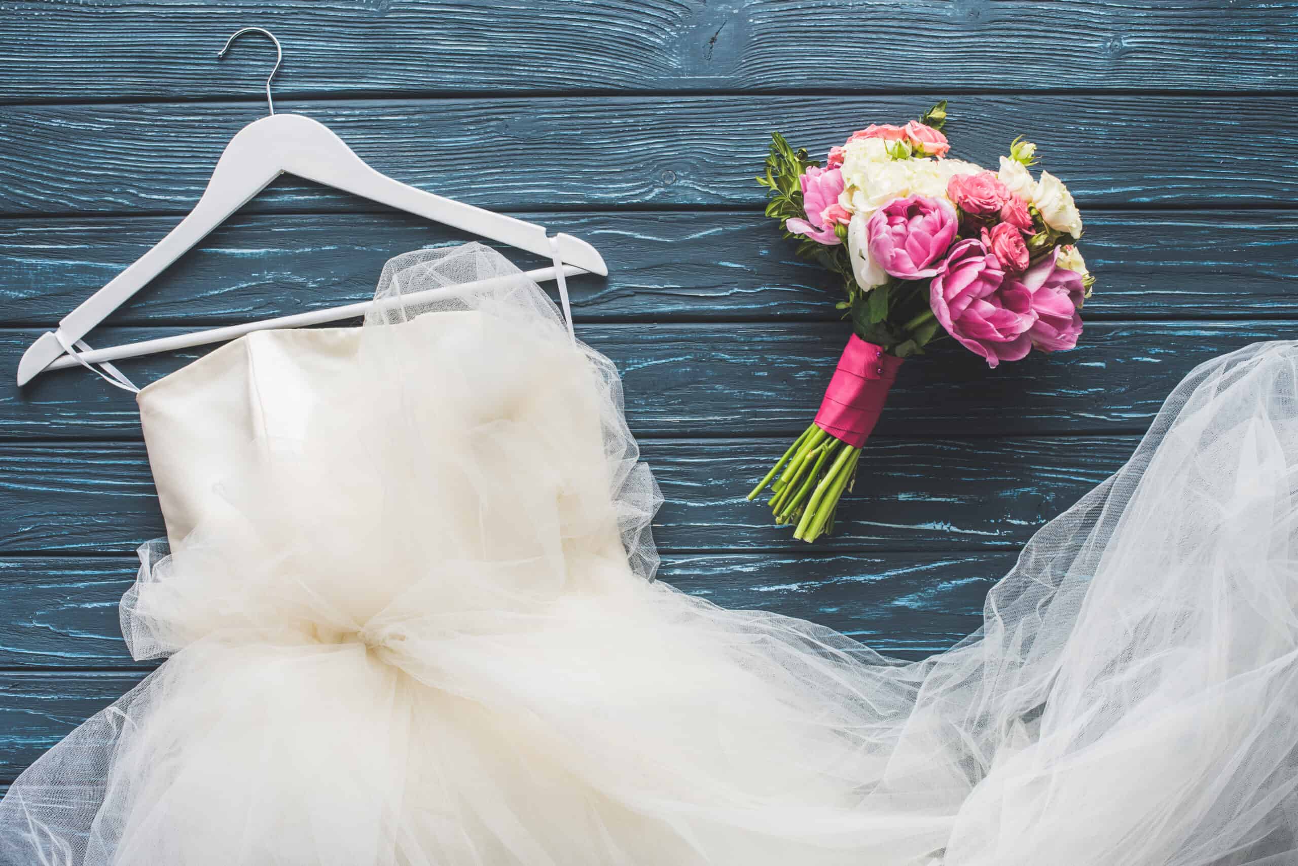 The Complete Guide to Choosing the Ideal Bridal Shower Gown